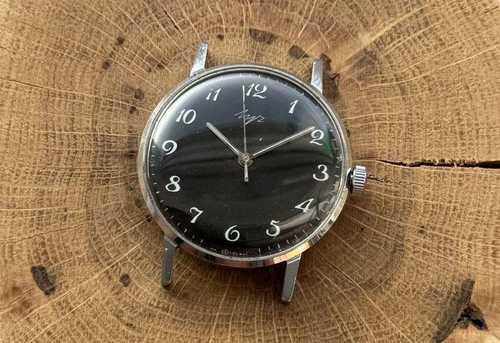 Черный Луч Золотистые стрелки - наручные часы СССР