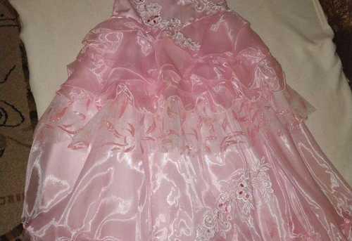 Детское нарядное платье 104 110