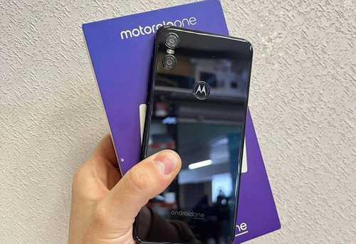 Motorola One, 4/64 ГБ