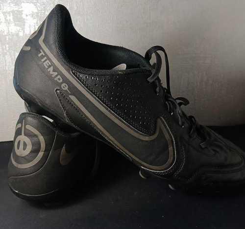 Футбольные бутсы nike tiempo