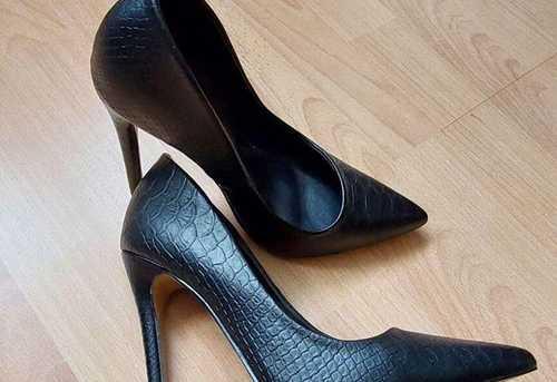 Туфли женские чёрные новые