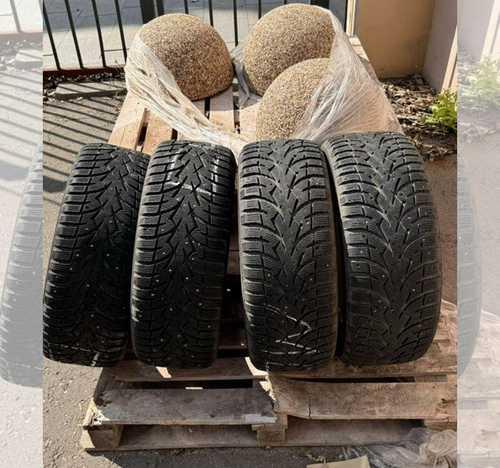 Toyo Observe G3-Ice 215/55 R17 98T