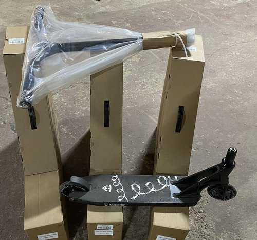Трюковой самокат tailwhip 2024 Thrasher