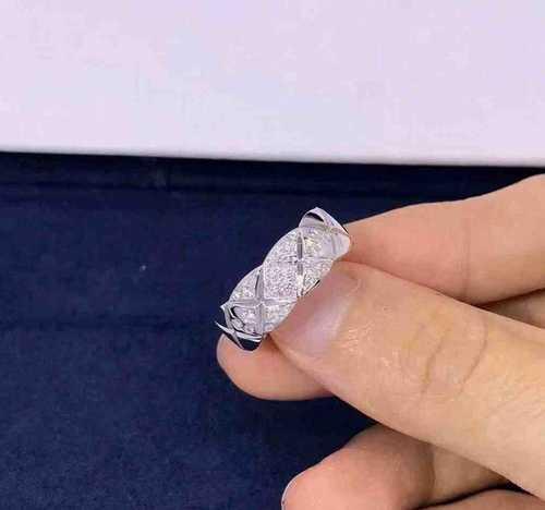 Кольцо Chanel, золото, бриллианты 0,18 ct