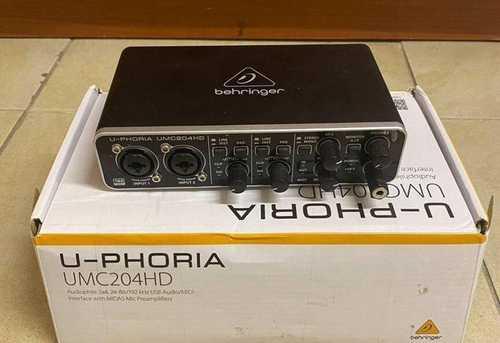 Behringer U-phoria UMC204HD аудиокарта