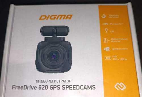 Видеорегистратор Digma 620 GPS