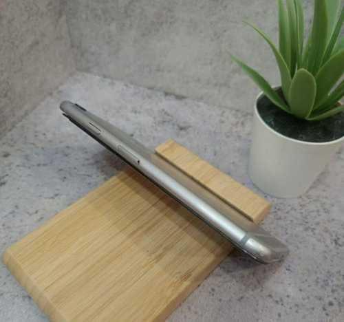 iPhone 6, 64 ГБ