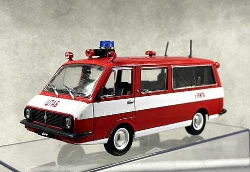 Модель автобуса Раф-22034 Пожарный 1:43