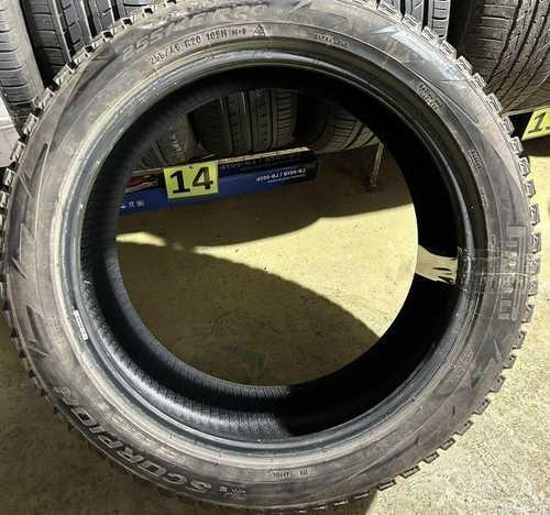 Pirelli Scorpion Ice Zero 2 255/45 R20 105H