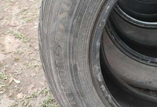 Goodyear EfficientGrip SUV 215/70 R16 100H