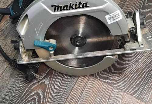 Циркулярка Makita Hs7601