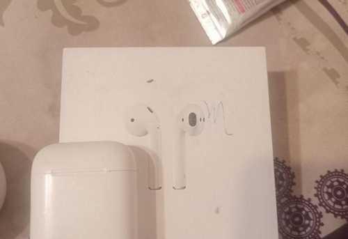 Airpods 1