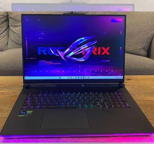 Asus ROG strix scar 18 4090