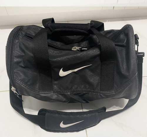 Спортивная сумка бу Nike team training mini duffel