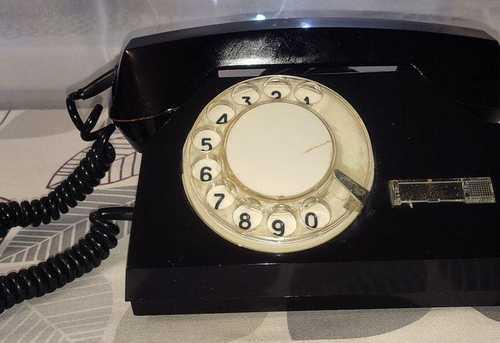 Старый телефон советский