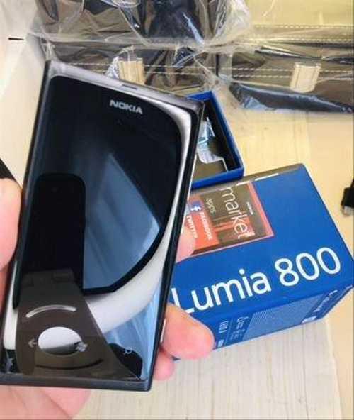 Телефон Nokia Lumia 800 б/у