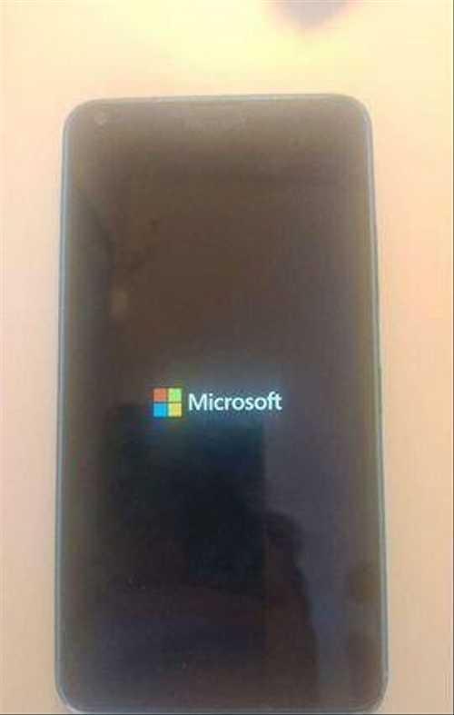 Телефон Microsoft Lumia 640 Dual SIM
