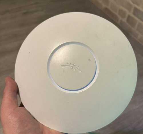 Точки доступа wifi Ubiquiti UniFi AP PRO