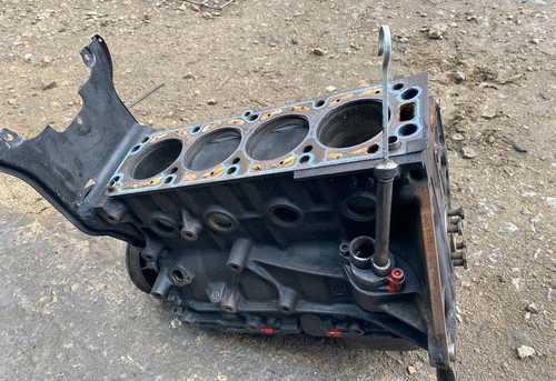 Блок цилиндров Opel Astra F 1.8