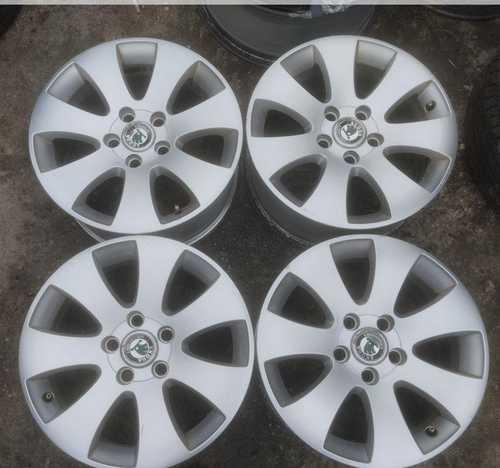 Ronal r16 5x112 et45 7j 57.1 VAG