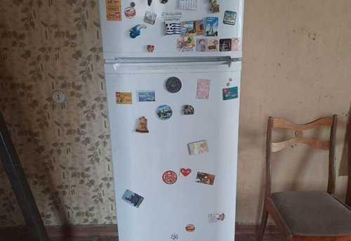 Холодильник hotpoint ariston бу