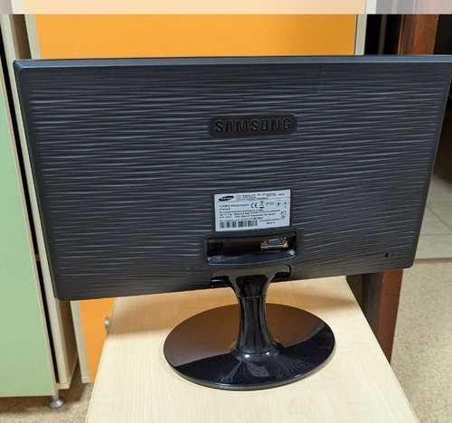 Монитор Samsung SyncMaster s20b300