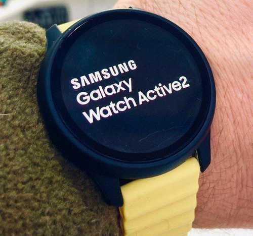 Смарт-часы Samsung Galaxy Watch Active 2 40mm