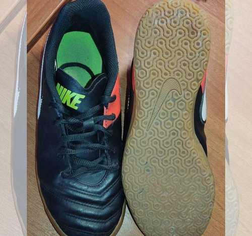 Футзалки Nike Tiempox для юношей