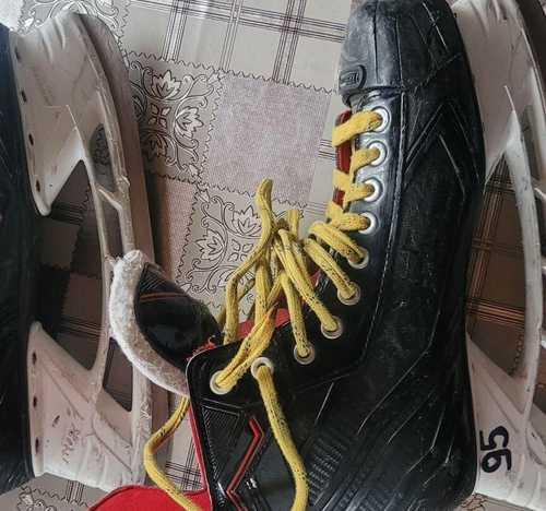 Хоккейные коньки bauer vapor NSX