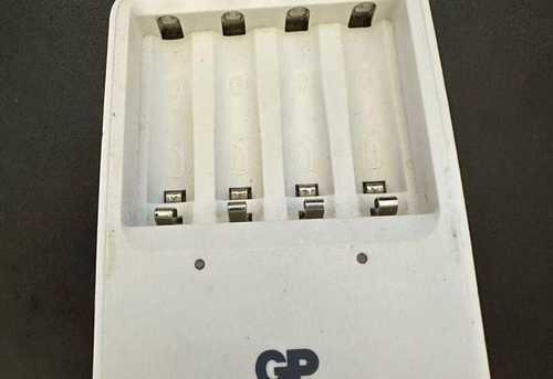 Зарядное устройство для аккамуляторных батареек GP