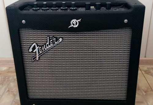 Fender Mustang I, комбоусилитель