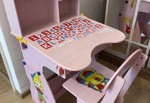 Детский письменный стол со стулом