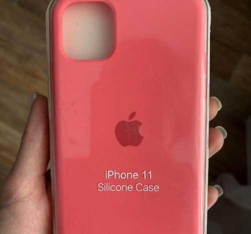 Чехол на iPhone 11
