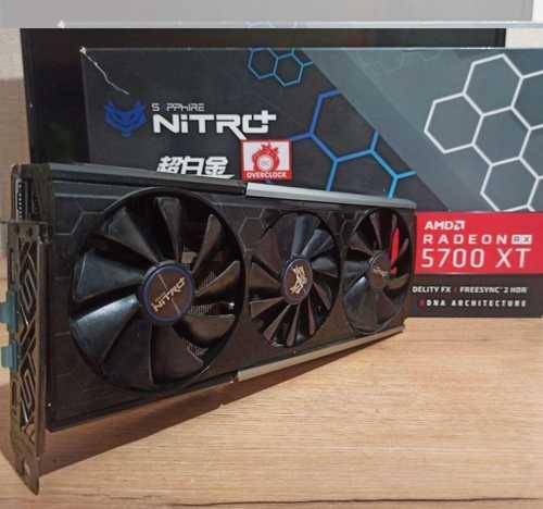 Видеокарта Sapphire Nitro+ RX5700XT