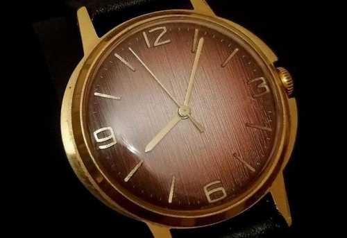 Часы Заря советские