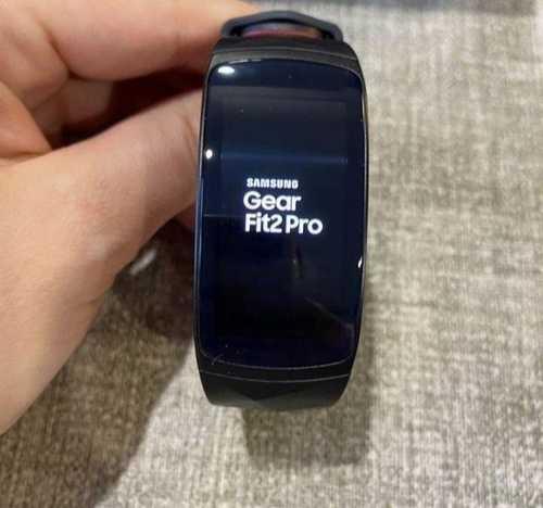 Фитнес браслет Samsung Gear Fit2 Pro