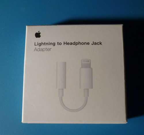 Адаптер Apple lightning to headphone jack