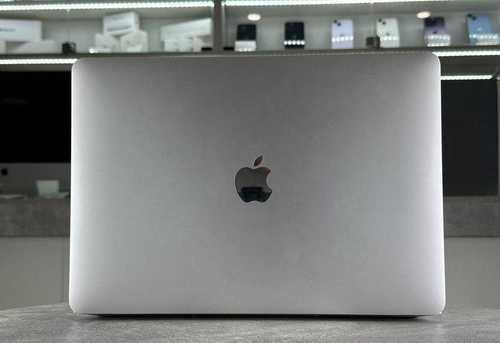 MacBook Air 13 2020 8/256GB