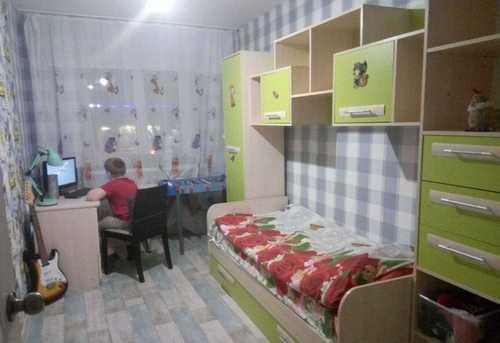 Комплект детской мебели в спальню
