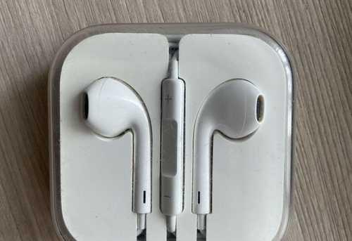 Apple EarPods