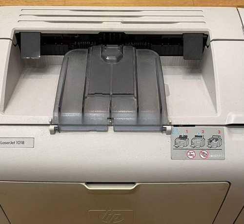 Принтер HP LazerJet 1018