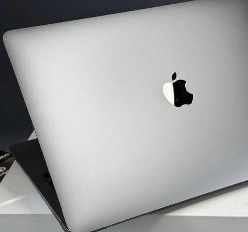 Macbook Air 13 I5 8/512gb