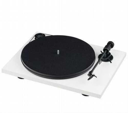 Pro-Ject Primary E White om nn