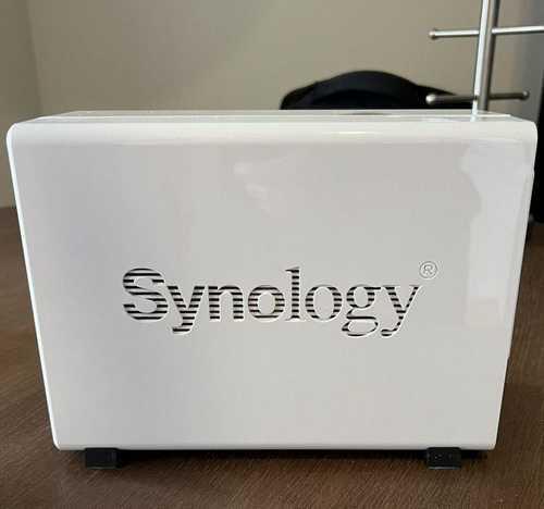 Серевое хранилище Nas synology ds220j