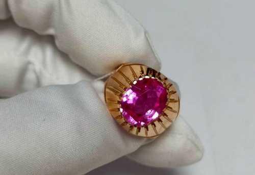 Золотое кольцо с розовым камнем 585