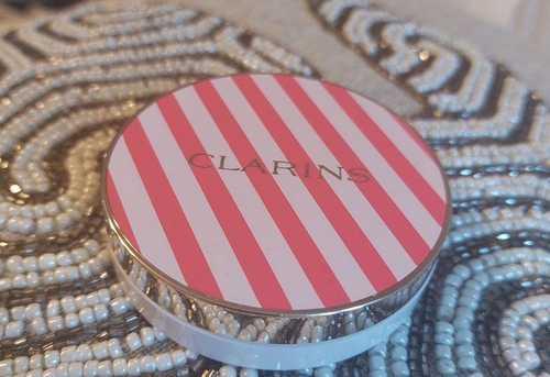 Коробочка с зеркальцем от румян clarins