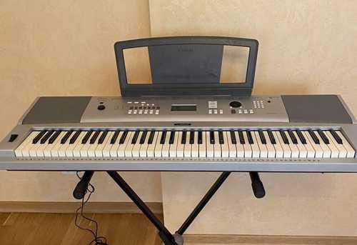 Цифровое пианино yamaha DGX-220