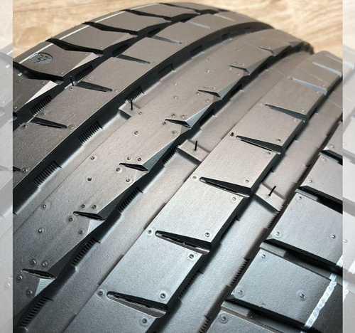 Triangle EffeXSport TH202 215/45 R18 94W