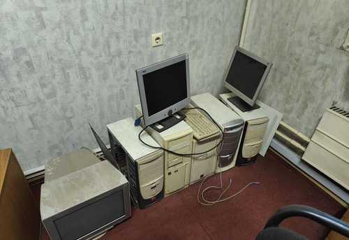 Старые компьютеры пачкой