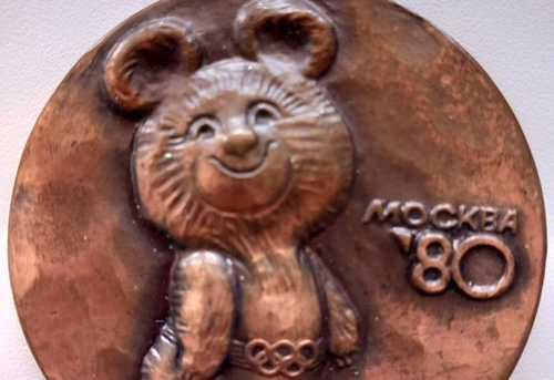 Олимпийский мишка.медаль
